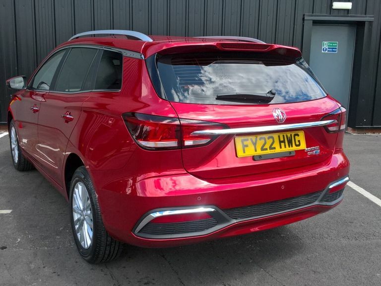 Used 2022 MG MG5 FY22HWU 115kW Exclusive EV 61kWh 5dr Auto - Long Range ...