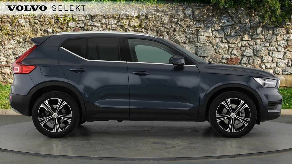 Used 2021 Volvo XC40 LM71JVE Inscription, B4 AWD Mild Hybrid on Finance ...