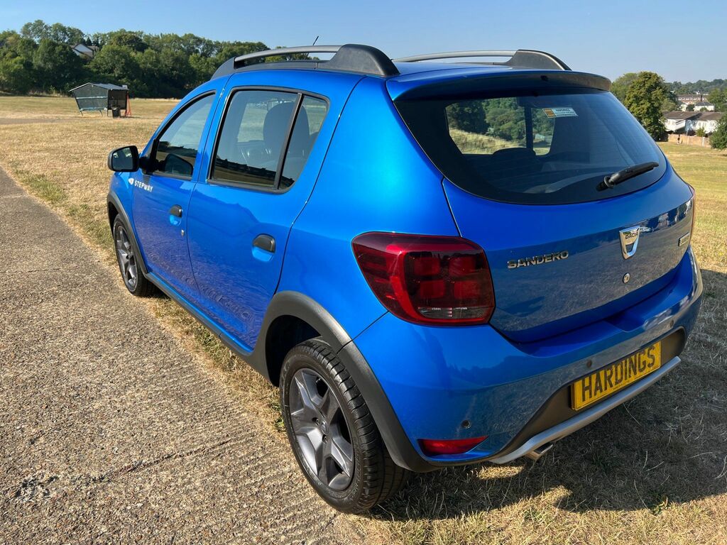 Sold KJ17EAY 2017 Dacia Sandero Stepway - History / How much is it worth?