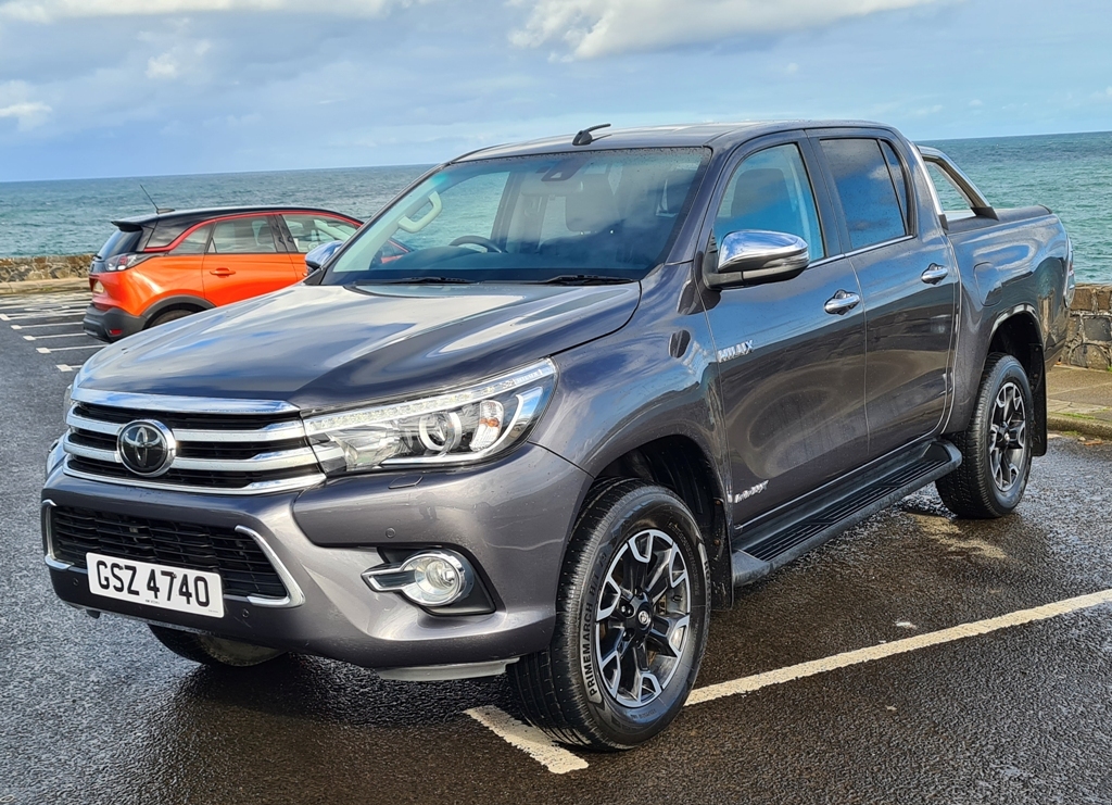 Used 2018 Toyota HILUX FD18TFX Diesel on Finance in Swansea £502 per ...
